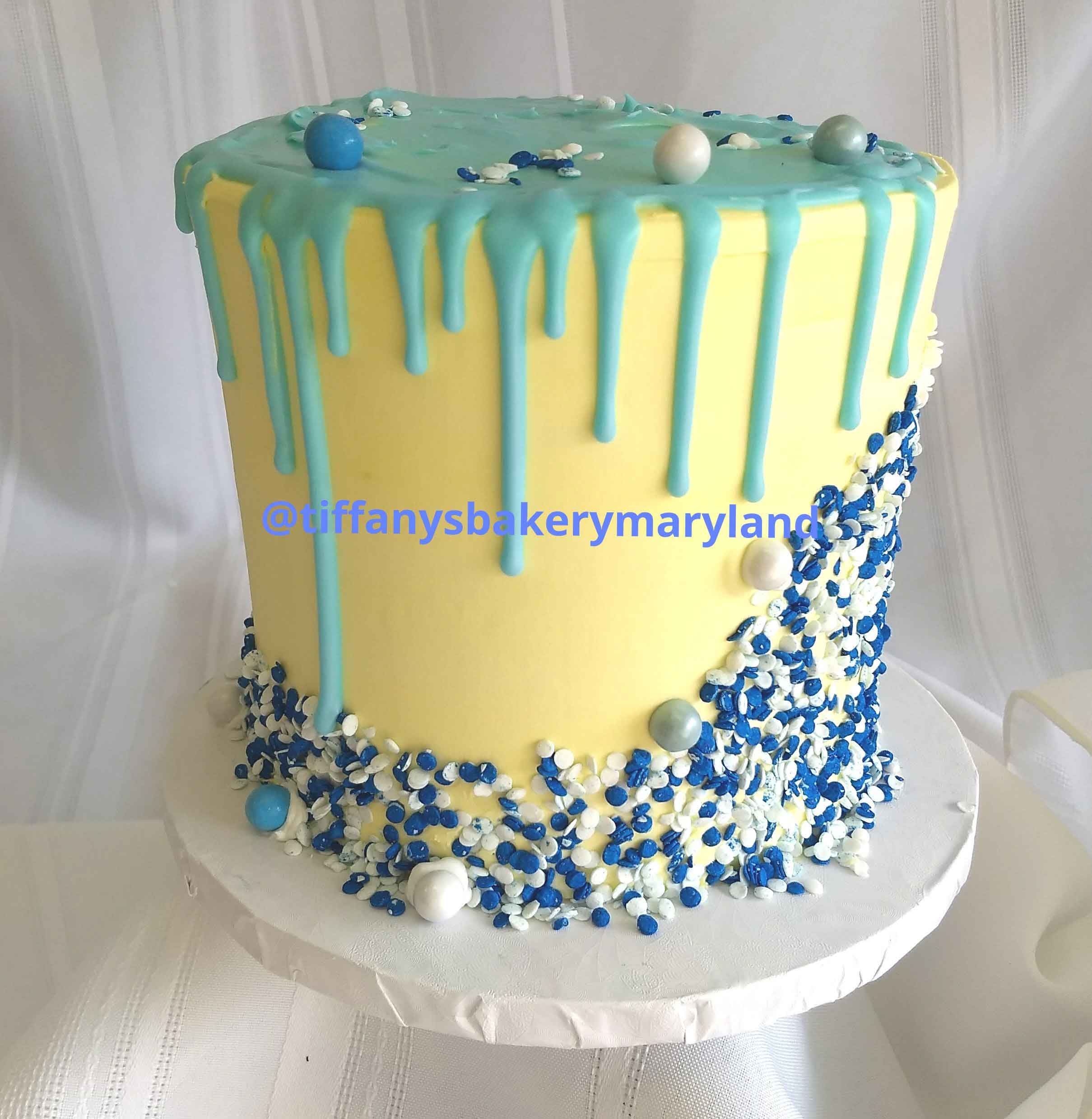 layered drip cake